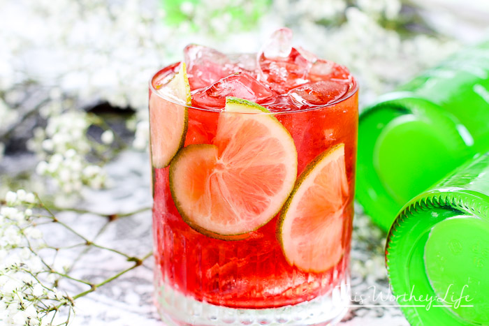 Apple-Cran Splash + Apple Fizz Alizé Cocktails