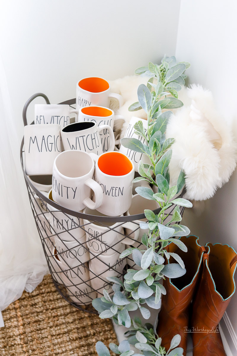 Coffee Mug Vinyl Ideas | DIY Rae Dunn Inspired Decal Coffee Mugs