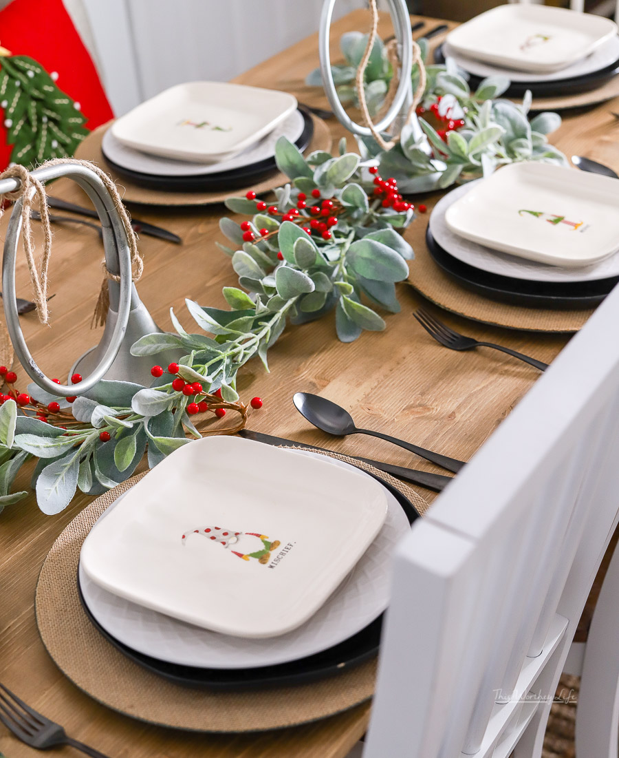 The Ultimate Holiday Guide for Hosting Holiday Guests