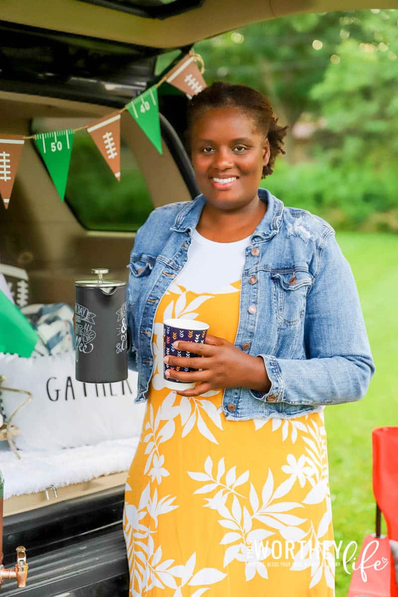 Tailgating Party Idea | Tailgate Food Ideas + Tips