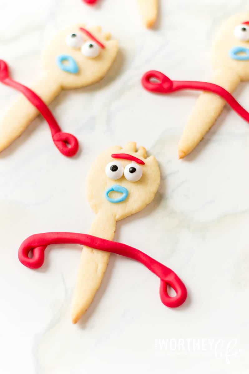 How To Make Forky Cookies from Toy Story 4