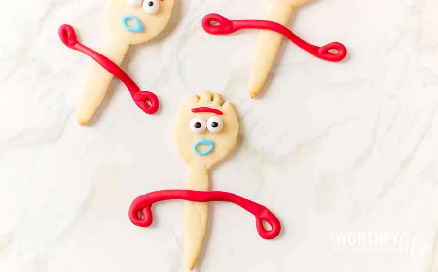 How To Make Forky Cookies from Toy Story 4
