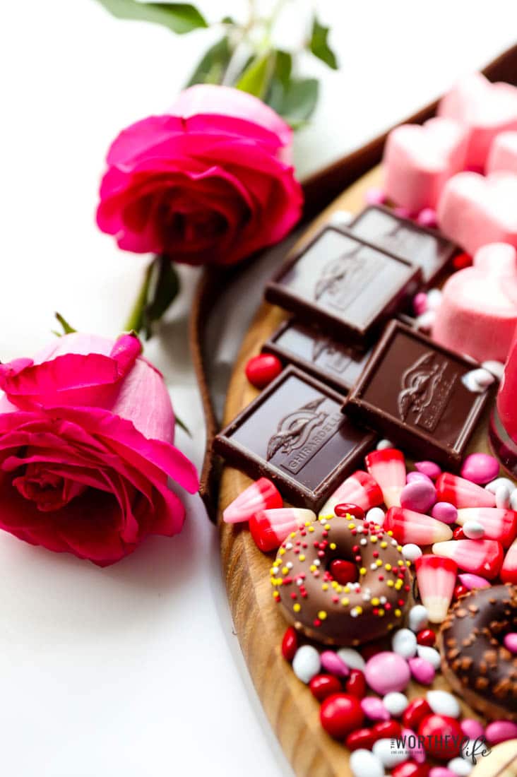 Valentines Chocolate - Valentine's Day Sweets Grazing Board