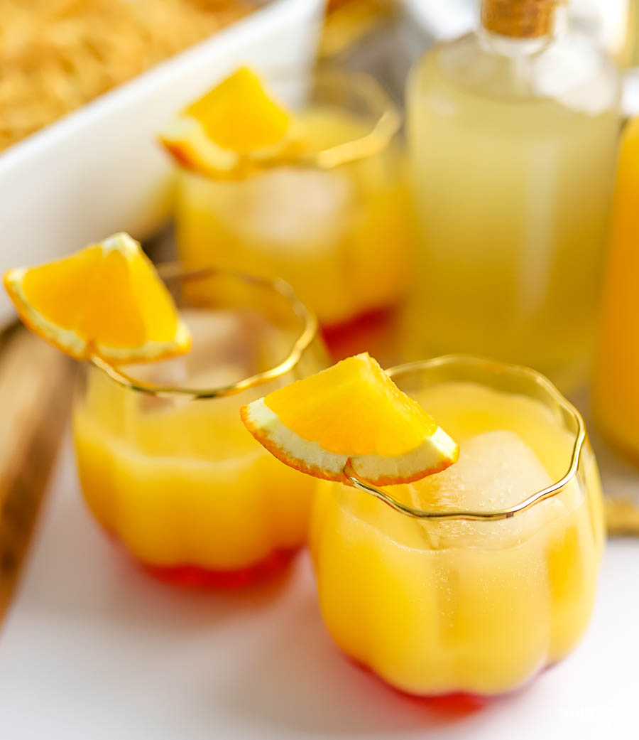 Easy Mocktail Recipes To Enjoy With a Crowd or Individually