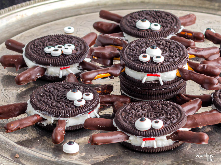 Oreo Spiders | Halloween Treat