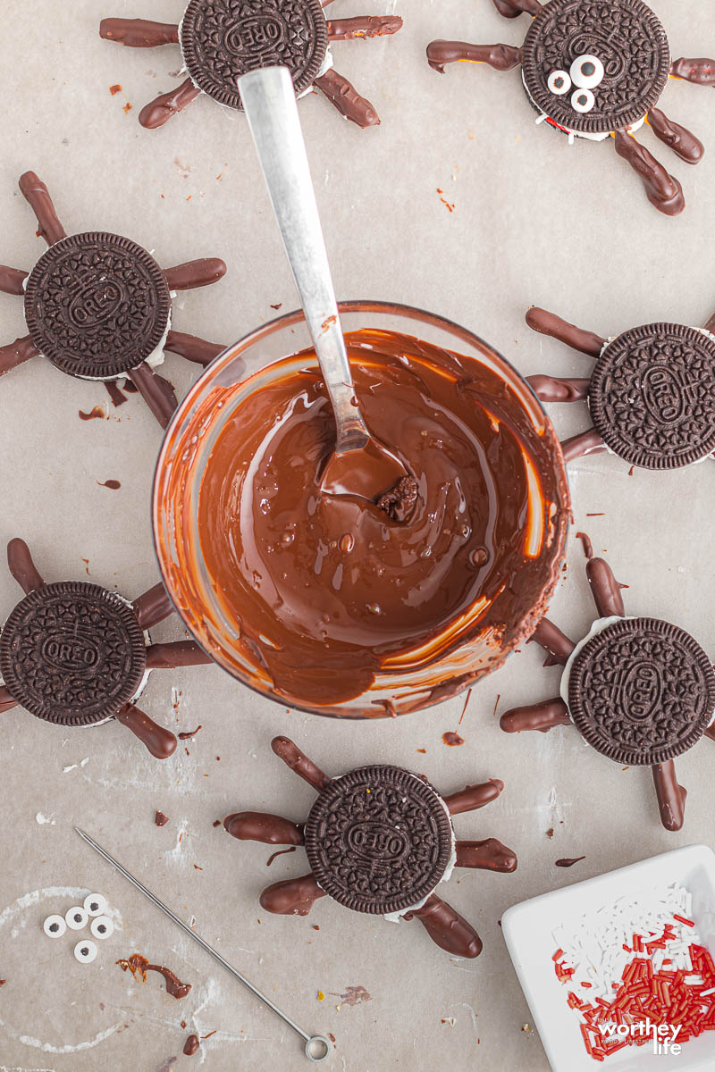 Oreo Spiders | Halloween Treat
