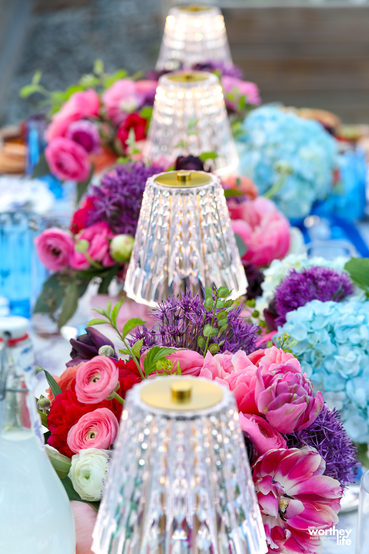 Blue Summer Outdoor Tablescape