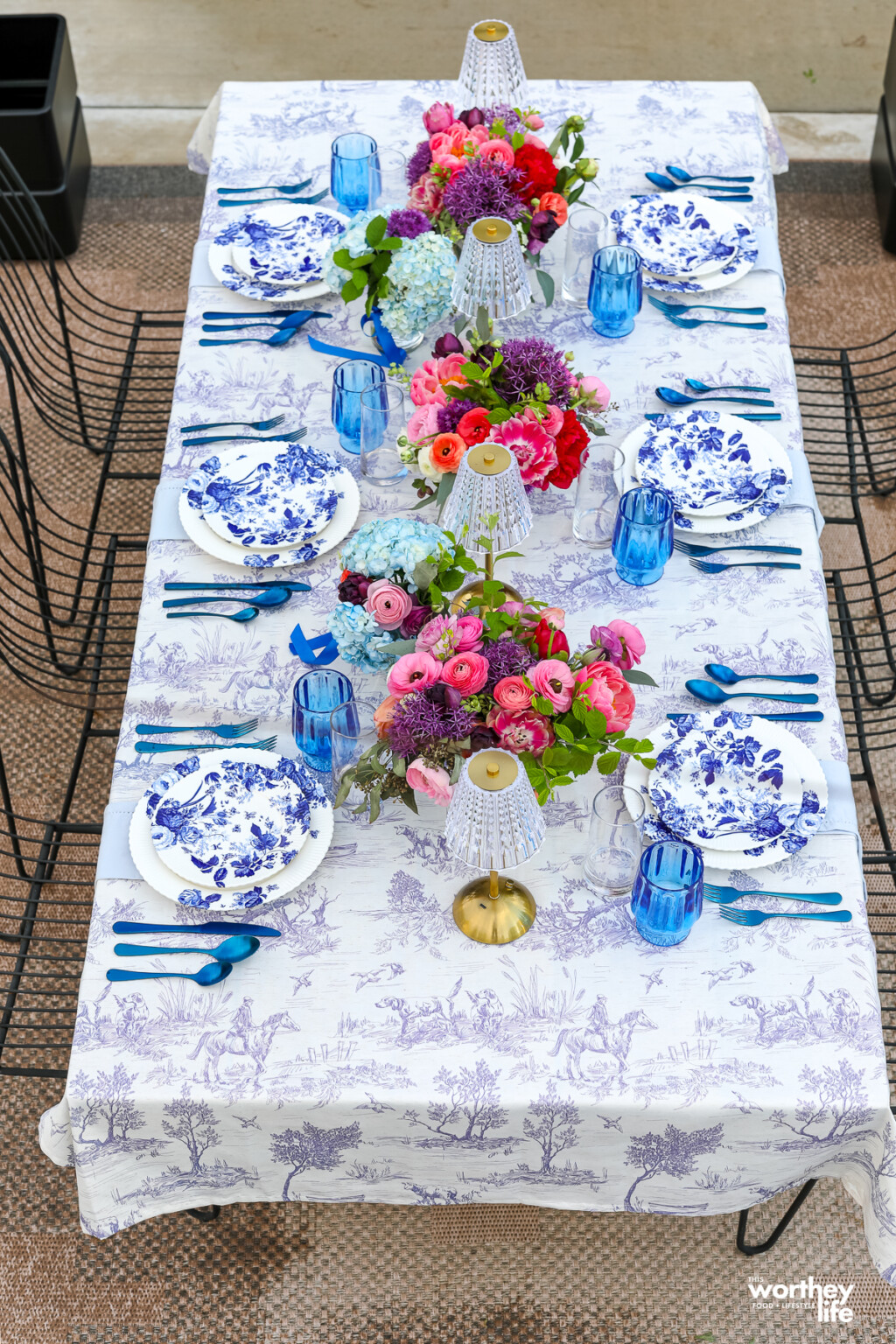 Blue Summer Outdoor Tablescape
