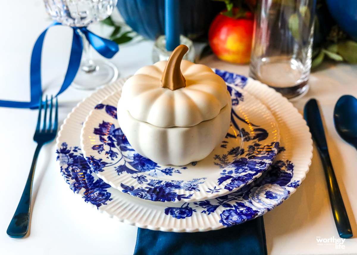 Create A Stunning Blue Thanksgiving Tablescape